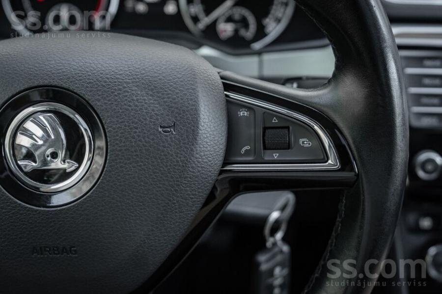 Grey Skoda SuperB 2016 in Riga, with an engine capacity of 1.60 L and mileage of 308 thousand km for 8995 €, photo 21 on AUTOMOTO.COM.LV