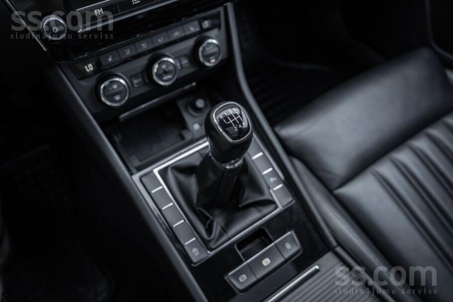 Grey Skoda SuperB 2016 in Riga, with an engine capacity of 1.60 L and mileage of 308 thousand km for 8995 €, photo 23 on AUTOMOTO.COM.LV