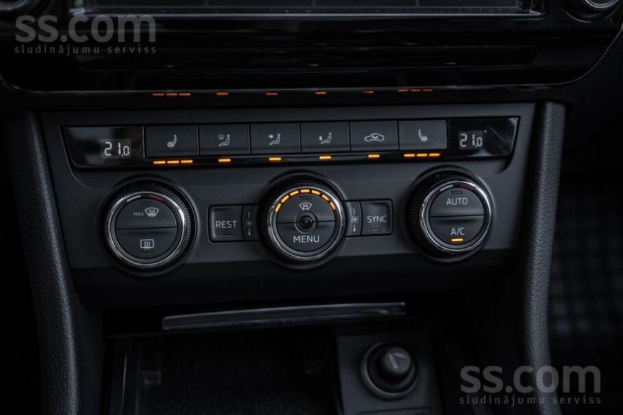 Grey Skoda SuperB 2016 in Riga, with an engine capacity of 1.60 L and mileage of 308 thousand km for 8995 €, photo 24 on AUTOMOTO.COM.LV