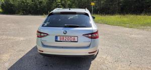 Pelēks Skoda SuperB 2016 Viļņa, ar dzinēja tilpumu 1.97 L un nobraukumu 292 tūkst. km par 8400 €, foto 5 vietnē AUTOMOTO.COM.LV