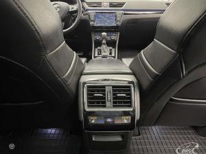 Pelēks Skoda SuperB 2016 Viļņa, ar dzinēja tilpumu 1.97 L un nobraukumu 267 tūkst. km par 9900 €, foto 17 vietnē AUTOMOTO.COM.LV