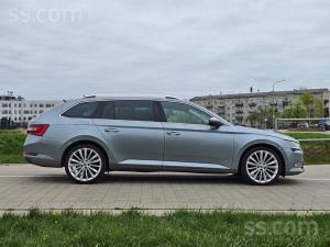 Grey Skoda SuperB 2016 in Riga, with an engine capacity of 1.80 L and mileage of 235 thousand km for 10500 €, photo 5 on AUTOMOTO.COM.LV