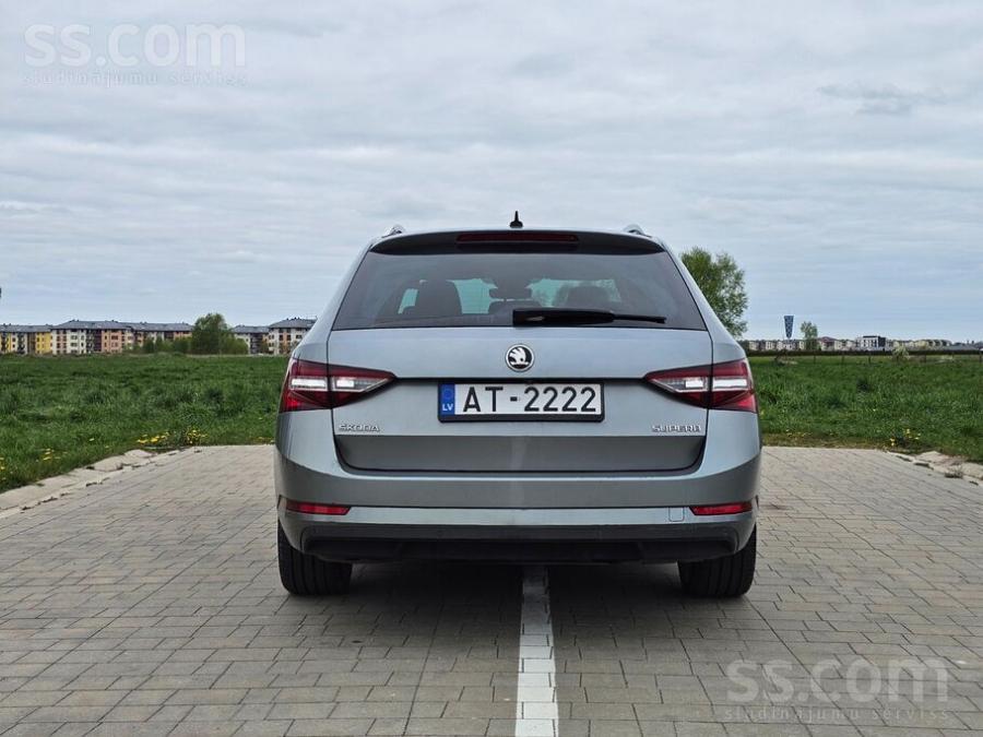 Grey Skoda SuperB 2016 in Riga, with an engine capacity of 1.80 L and mileage of 235 thousand km for 10500 €, photo 22 on AUTOMOTO.COM.LV