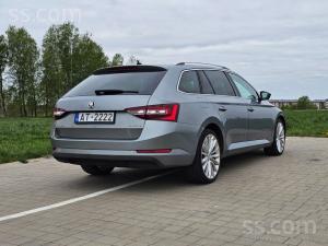 Grey Skoda SuperB 2016 in Riga, with an engine capacity of 1.80 L and mileage of 235 thousand km for 10500 €, photo 23 on AUTOMOTO.COM.LV