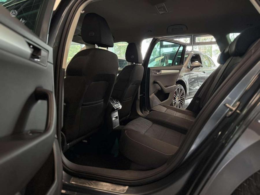Grey Skoda SuperB 2016 in Klaipeda, with an engine capacity of 1.97 L and mileage of 241 thousand km for 11950 €, photo 11 on AUTOMOTO.COM.LV