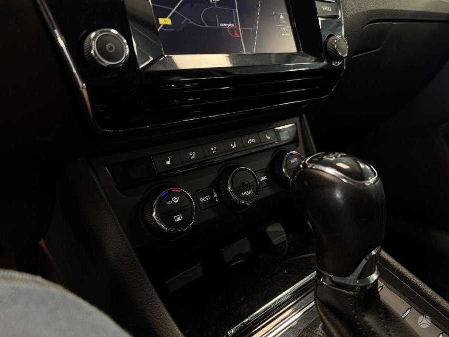 Grey Skoda SuperB 2016 in Klaipeda, with an engine capacity of 1.97 L and mileage of 241 thousand km for 11950 €, photo 17 on AUTOMOTO.COM.LV