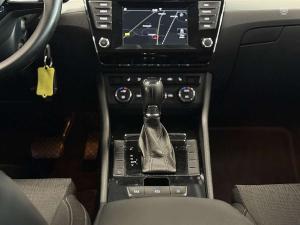 Grey Skoda SuperB 2016 in Klaipeda, with an engine capacity of 1.97 L and mileage of 241 thousand km for 11950 €, photo 18 on AUTOMOTO.COM.LV