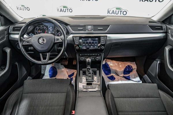 Grey Skoda SuperB 2016 in Kaunas, with an engine capacity of 2.00 L and mileage of 296 thousand km for 10990 €, photo 8 on AUTOMOTO.COM.LV