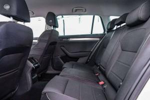Pelēks Skoda SuperB 2016 Kauņa, ar dzinēja tilpumu 2.00 L un nobraukumu 296 tūkst. km par 10990 €, foto 10 vietnē AUTOMOTO.COM.LV