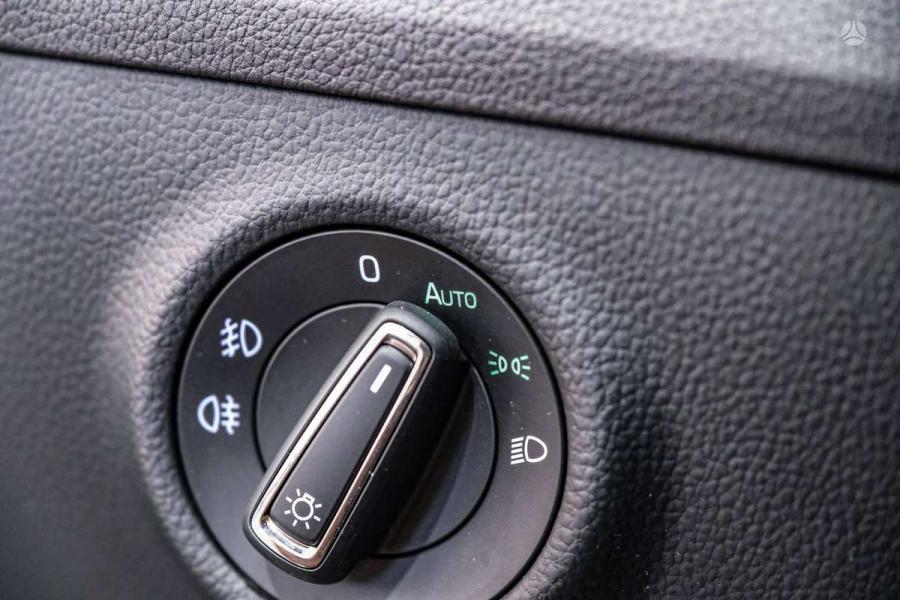 Pelēks Skoda SuperB 2016 Kauņa, ar dzinēja tilpumu 2.00 L un nobraukumu 296 tūkst. km par 10990 €, foto 18 vietnē AUTOMOTO.COM.LV