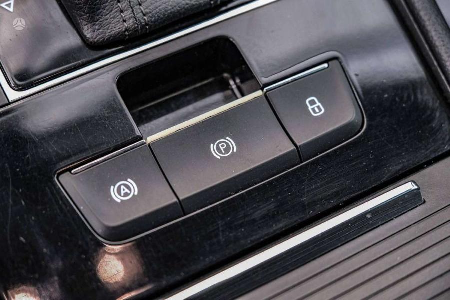 Pelēks Skoda SuperB 2016 Kauņa, ar dzinēja tilpumu 2.00 L un nobraukumu 296 tūkst. km par 10990 €, foto 27 vietnē AUTOMOTO.COM.LV