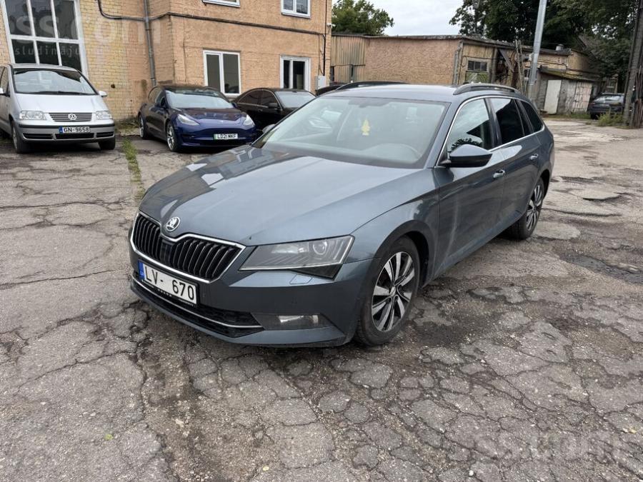 Pelēks Skoda SuperB 2016 Rīga, ar dzinēja tilpumu 2.00 L un nobraukumu 0 tūkst. km par 5800 €, foto 3 vietnē AUTOMOTO.COM.LV