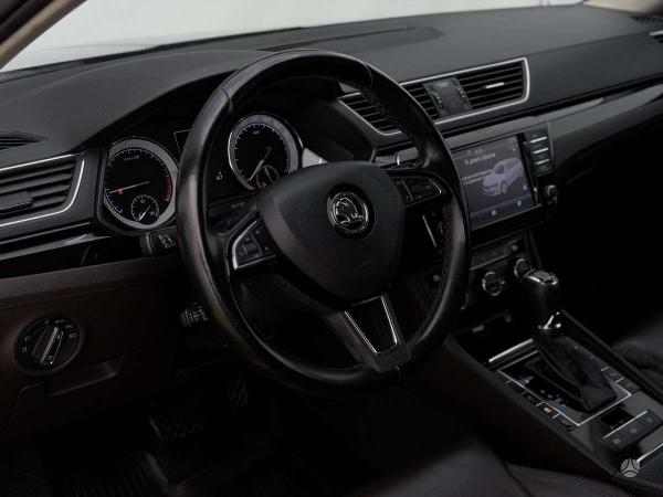 Grey Skoda SuperB 2016 in Vilnius, with an engine capacity of 1.97 L and mileage of 363 thousand km for 11200 €, photo 9 on AUTOMOTO.COM.LV
