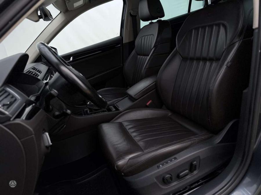 Pelēks Skoda SuperB 2016 Viļņa, ar dzinēja tilpumu 1.97 L un nobraukumu 363 tūkst. km par 11200 €, foto 11 vietnē AUTOMOTO.COM.LV