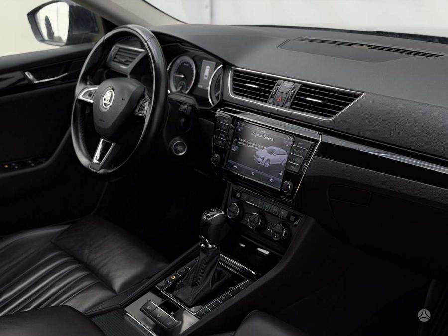 Pelēks Skoda SuperB 2016 Viļņa, ar dzinēja tilpumu 1.97 L un nobraukumu 363 tūkst. km par 11200 €, foto 17 vietnē AUTOMOTO.COM.LV