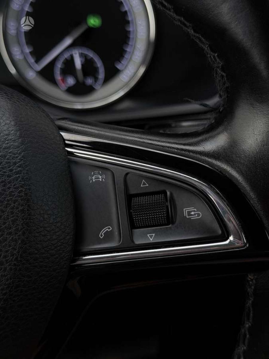 Pelēks Skoda SuperB 2016 Viļņa, ar dzinēja tilpumu 1.97 L un nobraukumu 363 tūkst. km par 11200 €, foto 31 vietnē AUTOMOTO.COM.LV