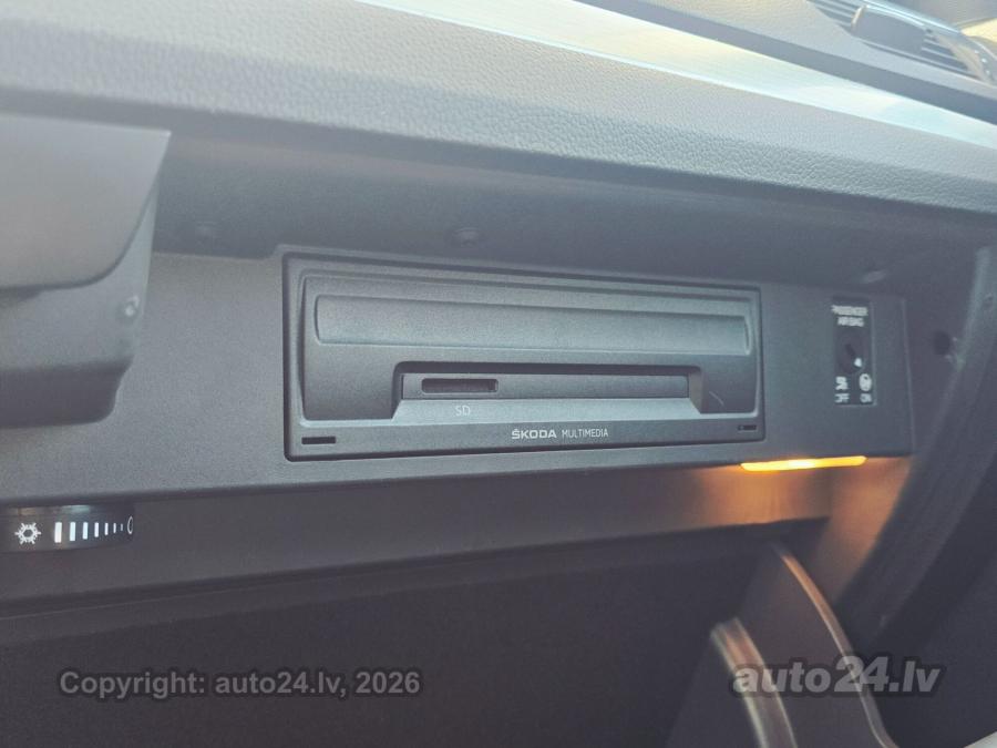 Grey Skoda SuperB 2016 in Tallinn, with an engine capacity of 1.80 L and mileage of 276 thousand km for 8990 €, photo 21 on AUTOMOTO.COM.LV