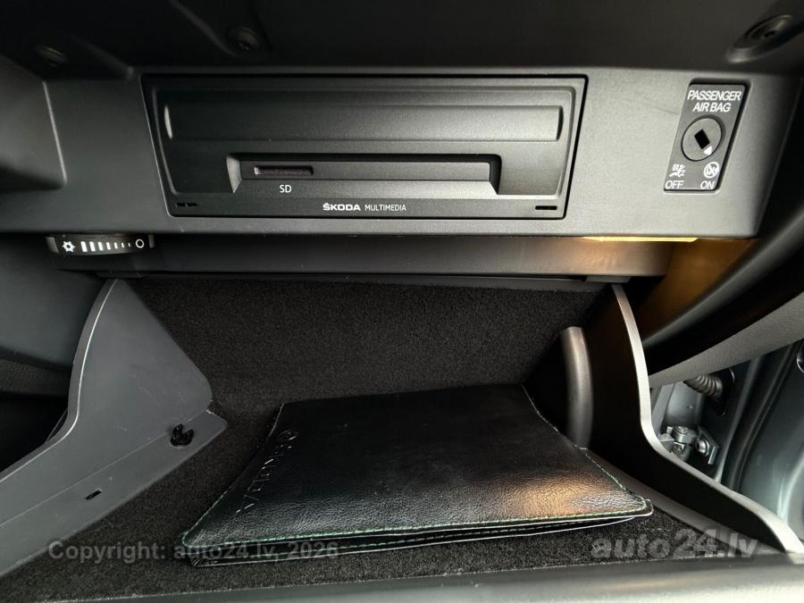 Grey Skoda SuperB 2016 in Tartu, with an engine capacity of 1.60 L and mileage of 281 thousand km for 9799 €, photo 13 on AUTOMOTO.COM.LV