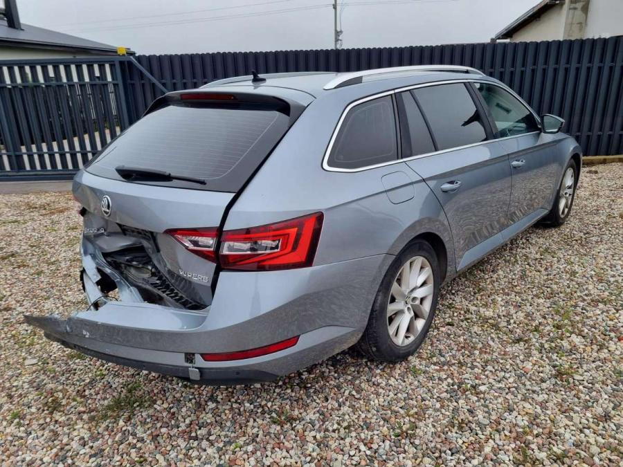 Grey Skoda SuperB 2016 in Alytus, with an engine capacity of 1.98 L and mileage of 217 thousand km for 5500 €, photo 5 on AUTOMOTO.COM.LV
