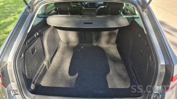Pelēks Skoda SuperB 2016 Rīga, ar dzinēja tilpumu 1.60 L un nobraukumu 256 tūkst. km par 8500 €, foto 11 vietnē AUTOMOTO.COM.LV