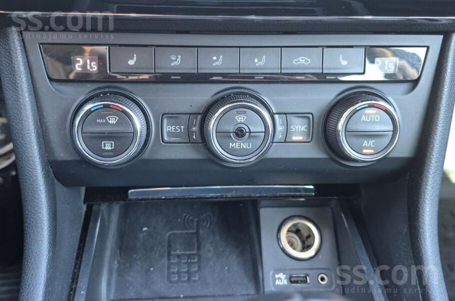 Pelēks Skoda SuperB 2016 Rīga, ar dzinēja tilpumu 1.60 L un nobraukumu 256 tūkst. km par 8500 €, foto 14 vietnē AUTOMOTO.COM.LV