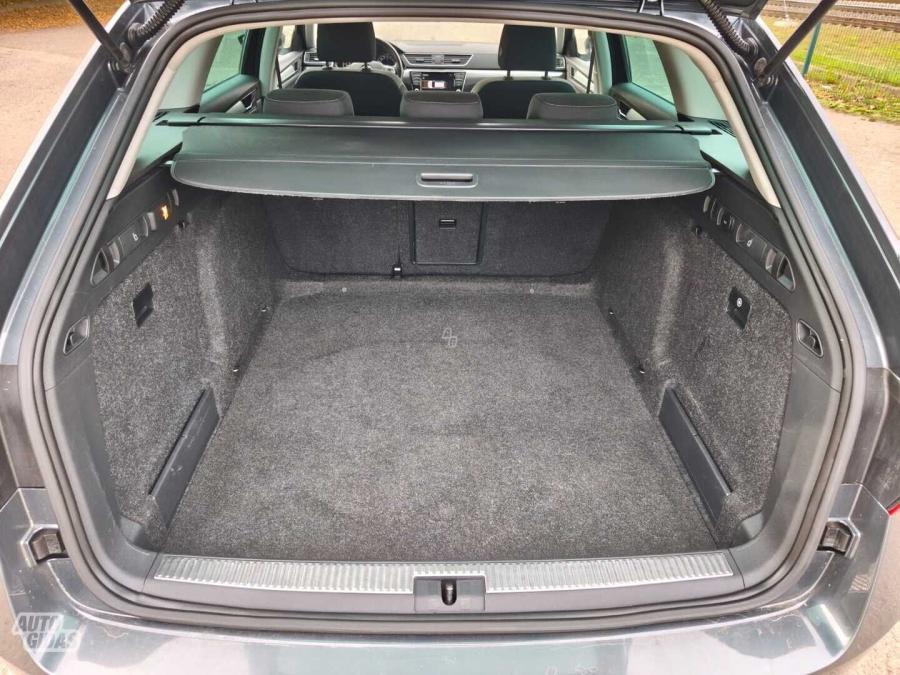 Grey Skoda SuperB 2016 in Siauliai, with an engine capacity of 1.60 L and mileage of 253 thousand km for 10200 €, photo 15 on AUTOMOTO.COM.LV