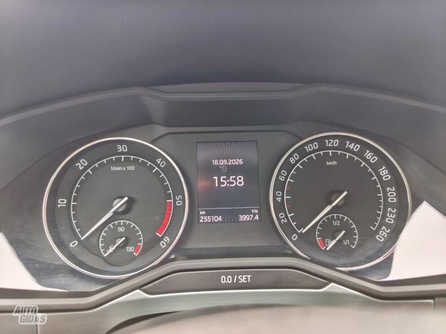 Grey Skoda SuperB 2016 in Siauliai, with an engine capacity of 1.60 L and mileage of 253 thousand km for 10200 €, photo 16 on AUTOMOTO.COM.LV