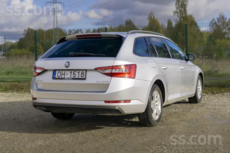Grey Skoda SuperB 2017 in Riga, with an engine capacity of 1.60 L and mileage of 283 thousand km for 10490 €, photo 6 on AUTOMOTO.COM.LV