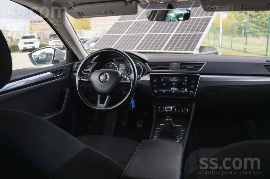 Grey Skoda SuperB 2017 in Riga, with an engine capacity of 1.60 L and mileage of 283 thousand km for 10490 €, photo 11 on AUTOMOTO.COM.LV