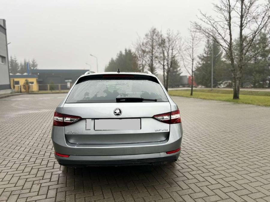 Grey Skoda SuperB 2017 in Silale, with an engine capacity of 1.60 L and mileage of 463 thousand km for 6900 €, photo 6 on AUTOMOTO.COM.LV