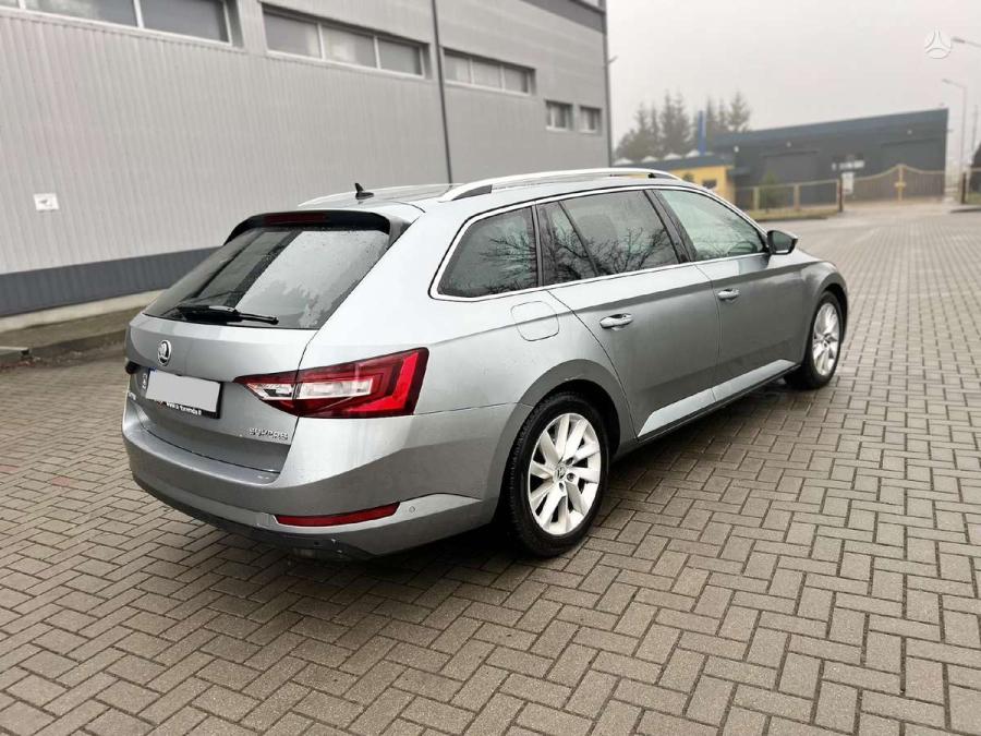 Grey Skoda SuperB 2017 in Silale, with an engine capacity of 1.60 L and mileage of 463 thousand km for 6900 €, photo 7 on AUTOMOTO.COM.LV