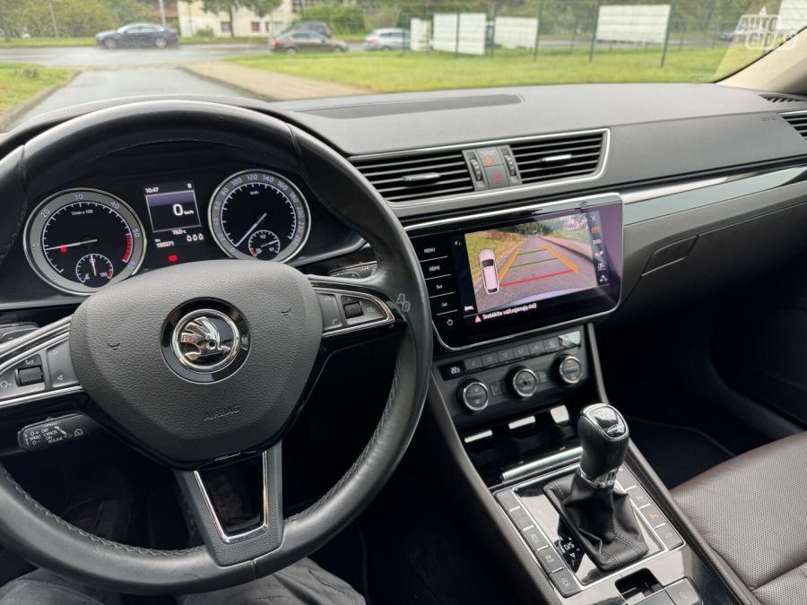 Pelēks Skoda SuperB 2017 Viļņa, ar dzinēja tilpumu 2.00 L un nobraukumu 203 tūkst. km par 16400 €, foto 9 vietnē AUTOMOTO.COM.LV