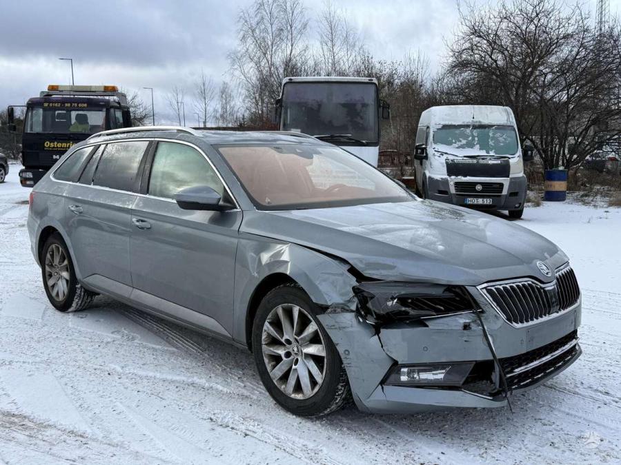 Grey Skoda SuperB 2017 in Alytus, with an engine capacity of 1.60 L and mileage of 227 thousand km for 6650 €, photo 2 on AUTOMOTO.COM.LV