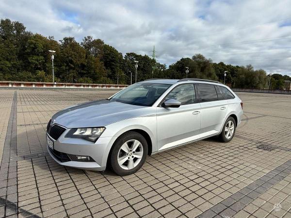Pelēks Skoda SuperB 2017 Rīga, ar dzinēja tilpumu 1.60 L un nobraukumu 283 tūkst. km par 8600 €, foto 1 vietnē AUTOMOTO.COM.LV