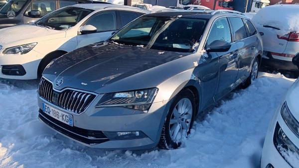 Pelēks Skoda SuperB 2017 Tauragė, ar dzinēja tilpumu 1.97 L un nobraukumu 247 tūkst. km par 9200 €, foto 1 vietnē AUTOMOTO.COM.LV