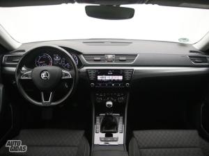 Pelēks Skoda SuperB 2017 Viļņa, ar dzinēja tilpumu 1.60 L un nobraukumu 263 tūkst. km par 9599 €, foto 2 vietnē AUTOMOTO.COM.LV