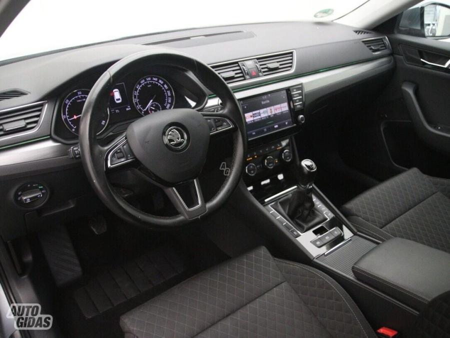 Pelēks Skoda SuperB 2017 Viļņa, ar dzinēja tilpumu 1.60 L un nobraukumu 263 tūkst. km par 9599 €, foto 16 vietnē AUTOMOTO.COM.LV