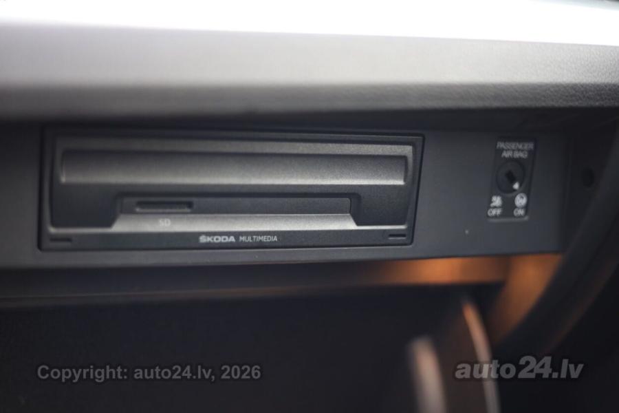 Pelēks Skoda SuperB 2017 Tartu, ar dzinēja tilpumu 2.00 L un nobraukumu 201 tūkst. km par 12700 €, foto 16 vietnē AUTOMOTO.COM.LV