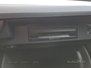 Pelēks Skoda SuperB 2017 Tallina, ar dzinēja tilpumu 1.60 L un nobraukumu 175 tūkst. km par 13990 €, foto 22 vietnē AUTOMOTO.COM.LV