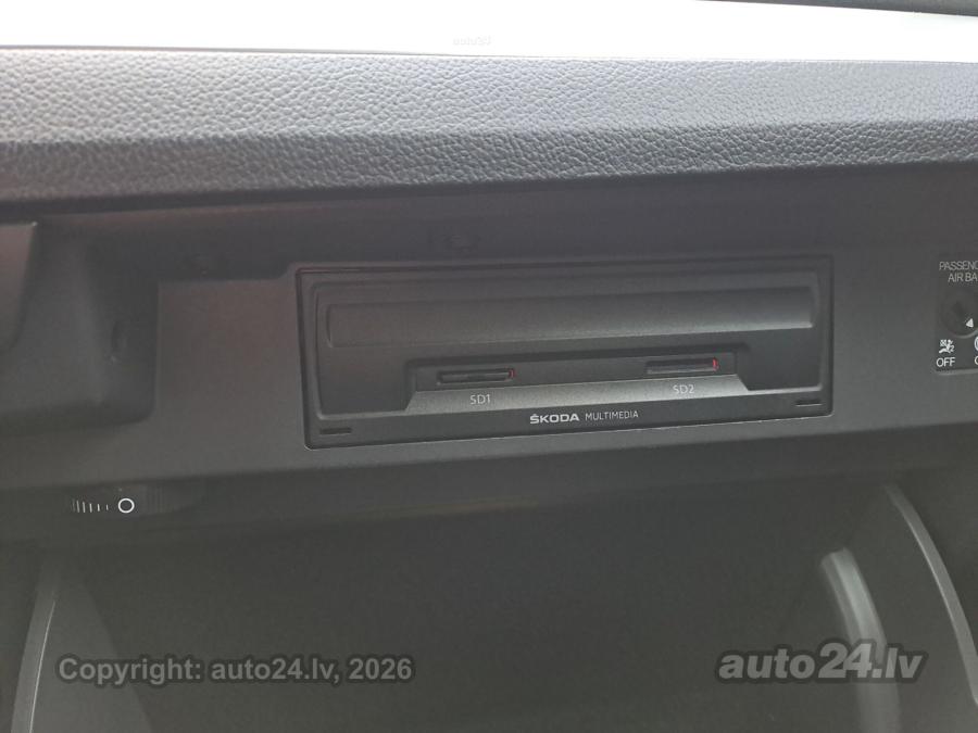 Pelēks Skoda SuperB 2017 Tallina, ar dzinēja tilpumu 1.60 L un nobraukumu 175 tūkst. km par 13990 €, foto 22 vietnē AUTOMOTO.COM.LV