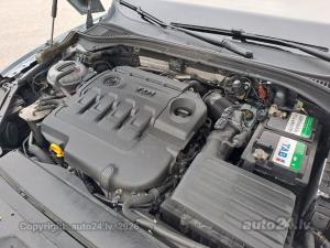Pelēks Skoda SuperB 2017 Tallina, ar dzinēja tilpumu 1.60 L un nobraukumu 175 tūkst. km par 13990 €, foto 24 vietnē AUTOMOTO.COM.LV