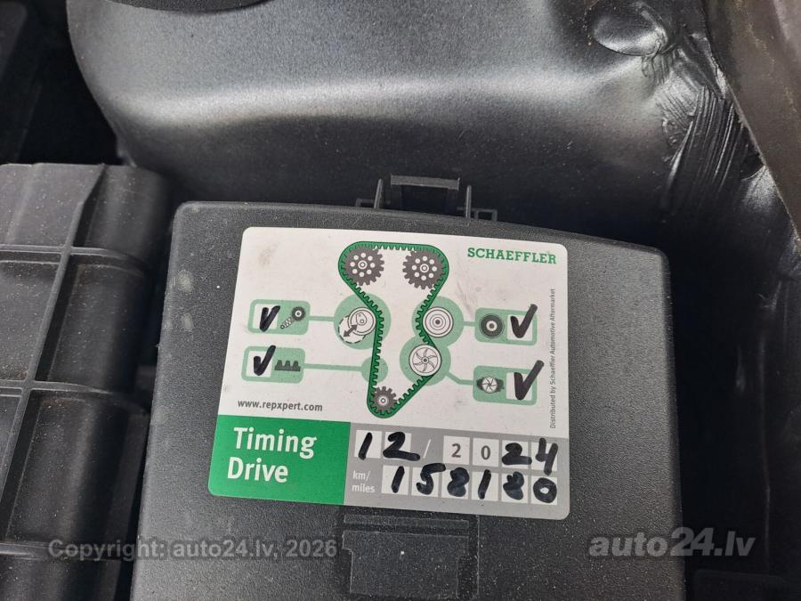 Pelēks Skoda SuperB 2017 Tallina, ar dzinēja tilpumu 1.60 L un nobraukumu 175 tūkst. km par 13990 €, foto 25 vietnē AUTOMOTO.COM.LV