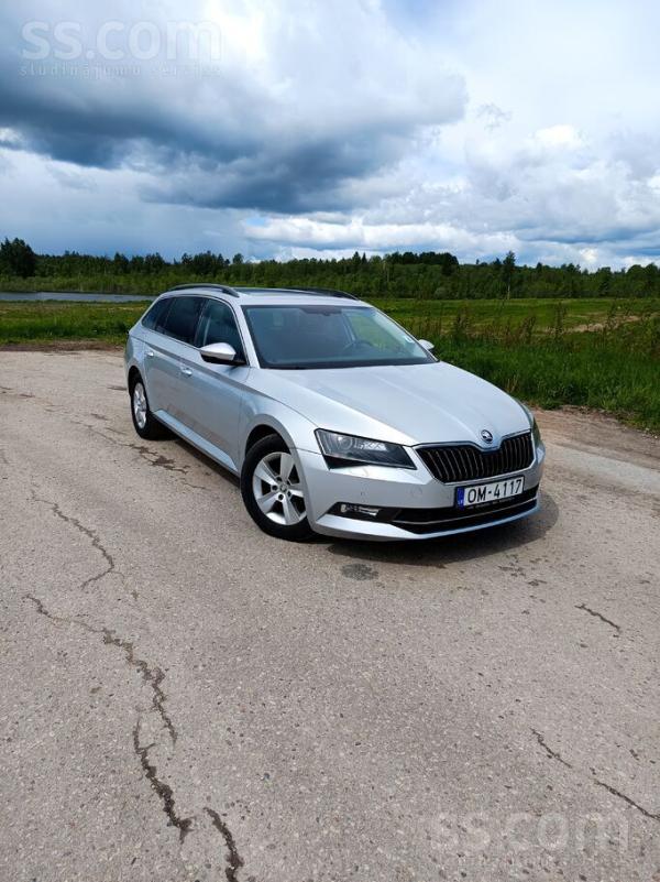 Pelēks Skoda SuperB 2017 Madona, ar dzinēja tilpumu 2.00 L un nobraukumu 245 tūkst. km par 10500 €, foto 2 vietnē AUTOMOTO.COM.LV