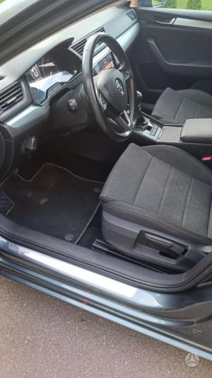 Grey Skoda SuperB 2017 in Marijampole, with an engine capacity of 1.60 L and mileage of 211 thousand km for 8800 €, photo 13 on AUTOMOTO.COM.LV