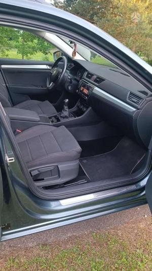 Grey Skoda SuperB 2017 in Marijampole, with an engine capacity of 1.60 L and mileage of 211 thousand km for 8800 €, photo 19 on AUTOMOTO.COM.LV