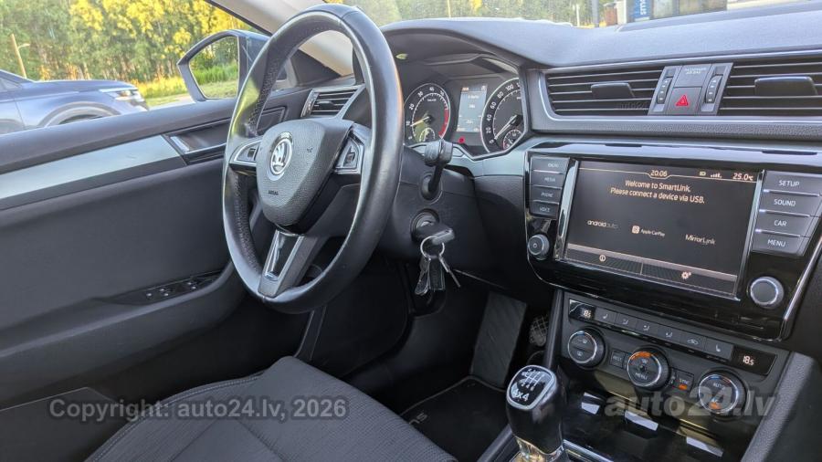 Pelēks Skoda SuperB 2017 Tartu, ar dzinēja tilpumu 1.40 L un nobraukumu 257 tūkst. km par 11500 €, foto 15 vietnē AUTOMOTO.COM.LV