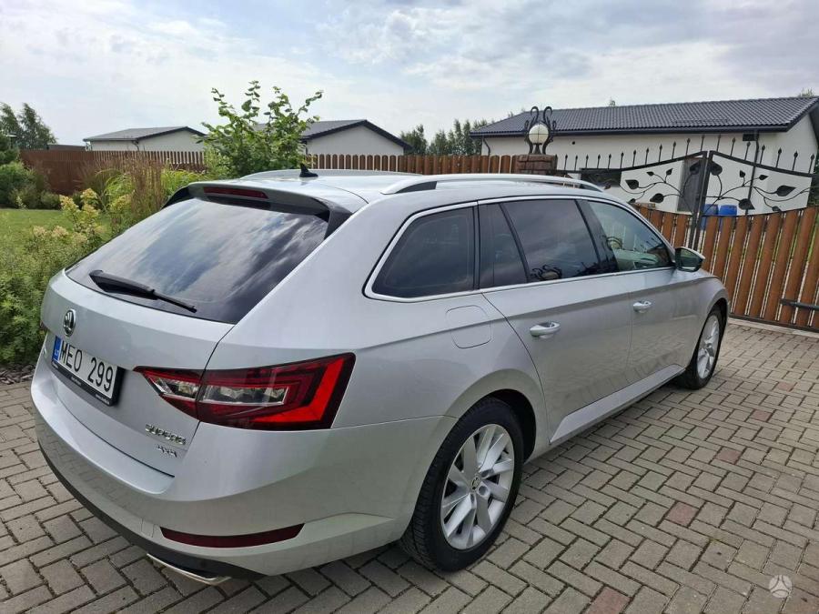 Grey Skoda SuperB 2017 in Klaipeda, with an engine capacity of 1.98 L and mileage of 201 thousand km for 13100 €, photo 8 on AUTOMOTO.COM.LV