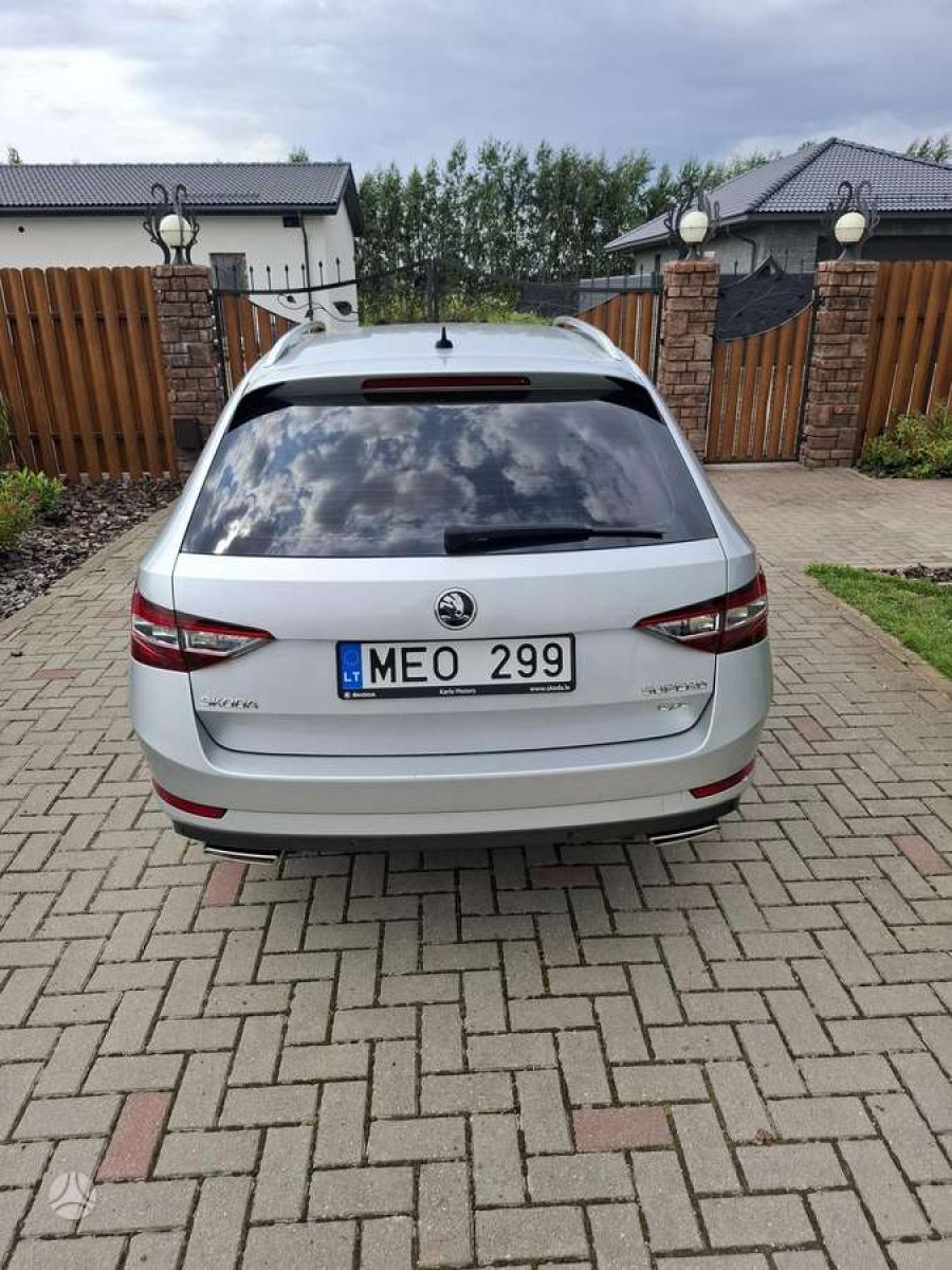 Grey Skoda SuperB 2017 in Klaipeda, with an engine capacity of 1.98 L and mileage of 201 thousand km for 13100 €, photo 9 on AUTOMOTO.COM.LV