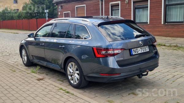 Pelēks Skoda SuperB 2017 Rīga, ar dzinēja tilpumu 1.60 L un nobraukumu 222 tūkst. km par 12000 €, foto 4 vietnē AUTOMOTO.COM.LV