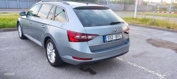 Grey Skoda SuperB 2017 in Tallinn, with an engine capacity of 1.80 L and mileage of 202 thousand km for 12950 €, photo 8 on AUTOMOTO.COM.LV